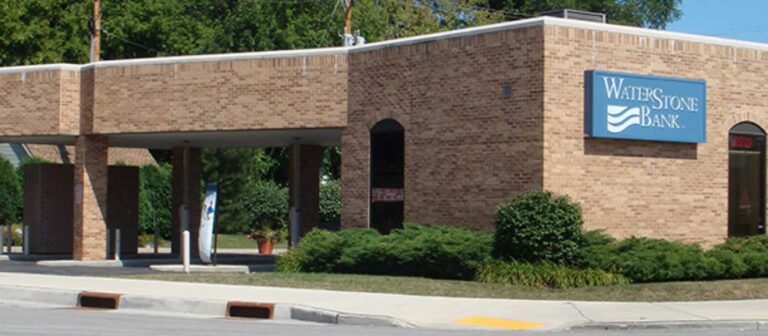 Wauwatosa Drive-Up | WaterStone Bank